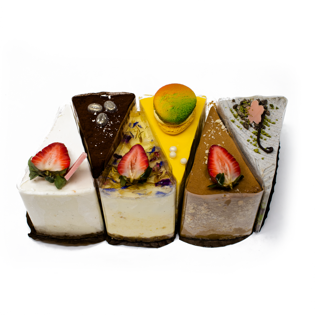 Mini Cakes & Slices | Daan Go Cake Lab Vancouver – Daan Go Cake Lab ...